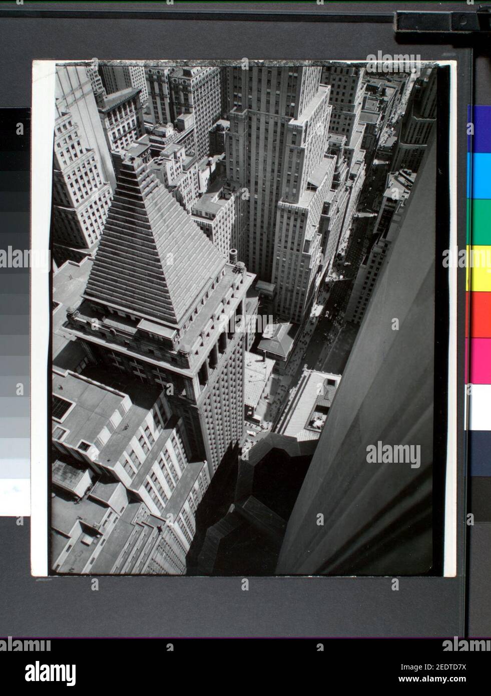 Irving trust building hi-res stock photography and images - Alamy