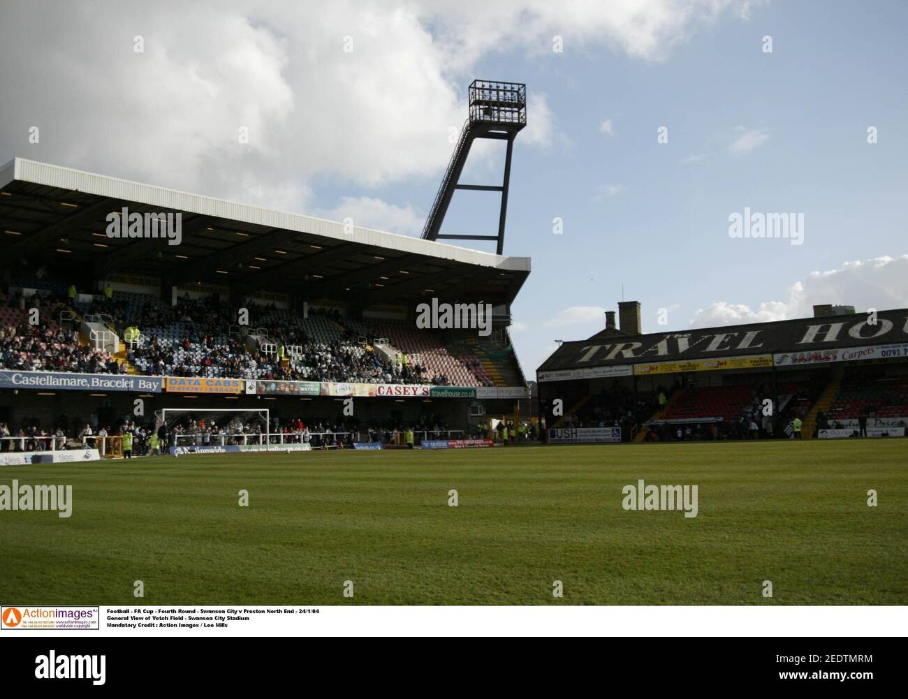 Vetch field general view hi-res stock photography and images - Alamy