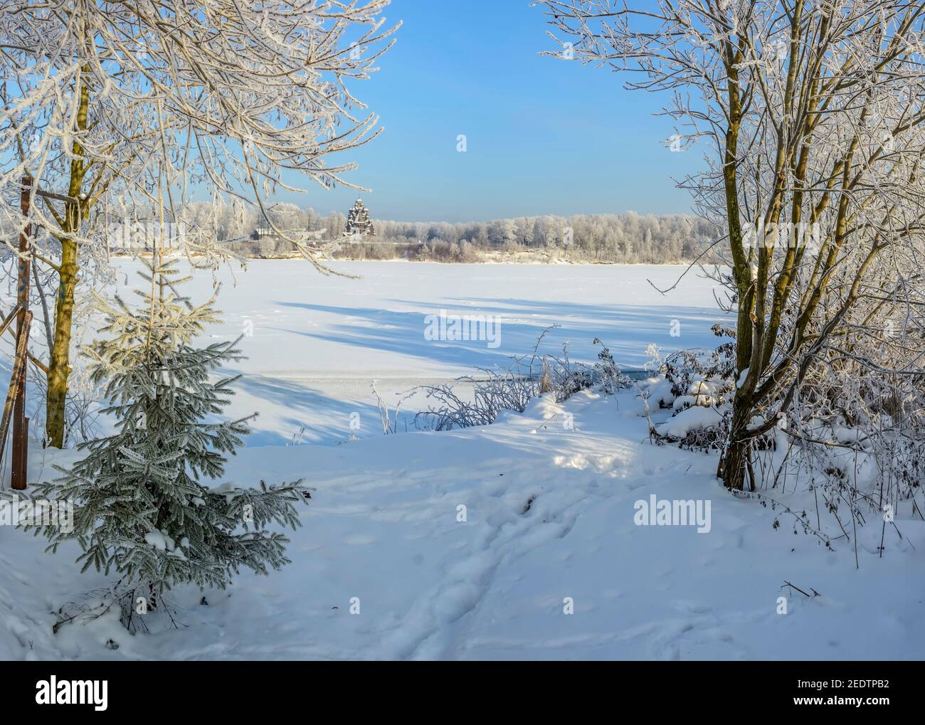 Winter landscape with frost and snow Stock Photo - Alamy