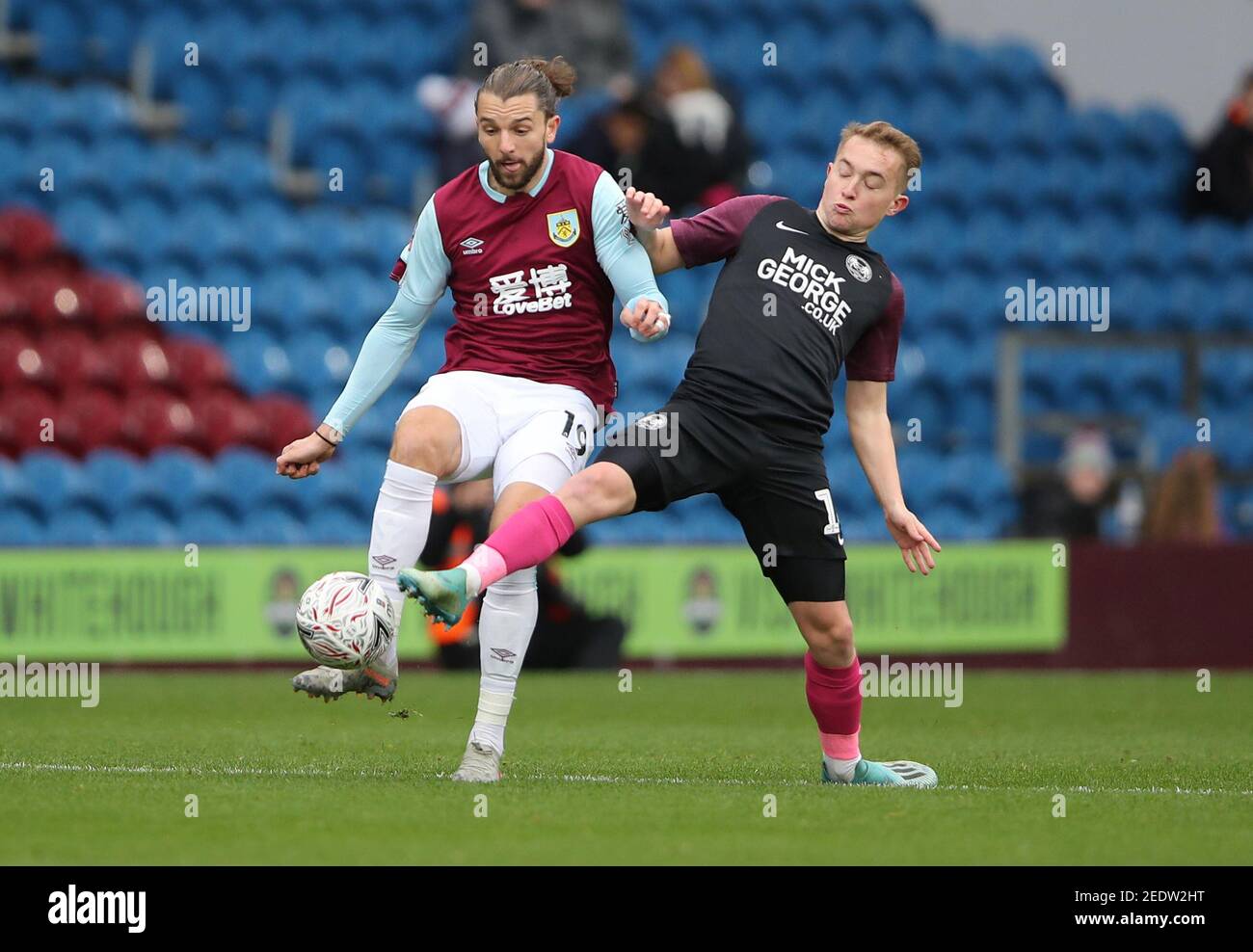 Burnleys jay rodriguez in action hi-res stock photography and images ...