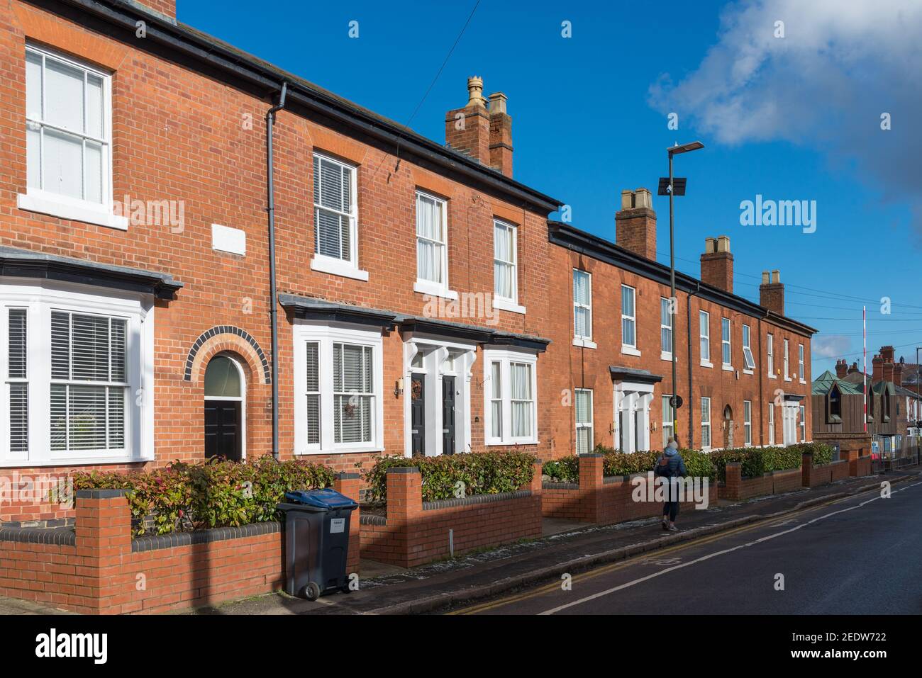 Row victorian terraced houses in hi-res stock photography and images ...