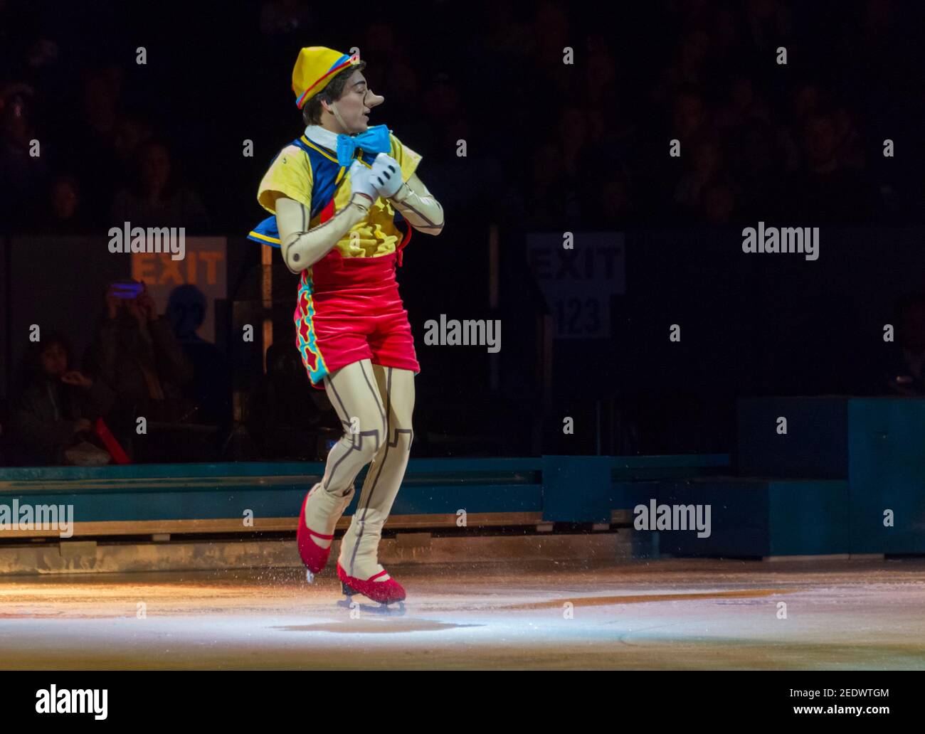 Disney on ice magical ice hi-res stock photography and images - Alamy