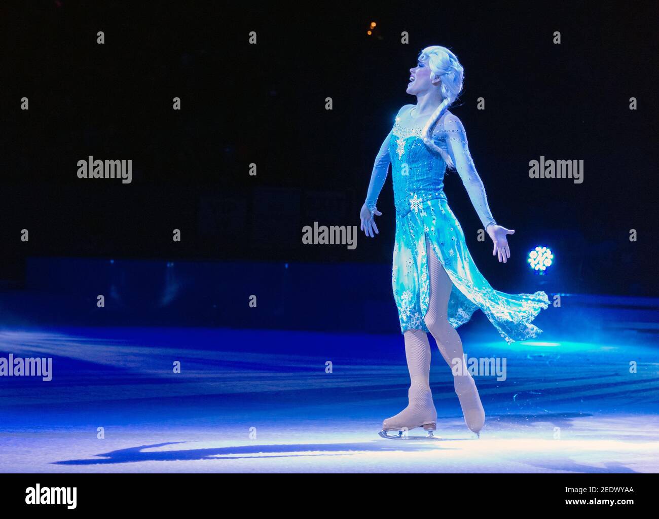 Elsa frozen costume hi-res stock photography and images - Alamy