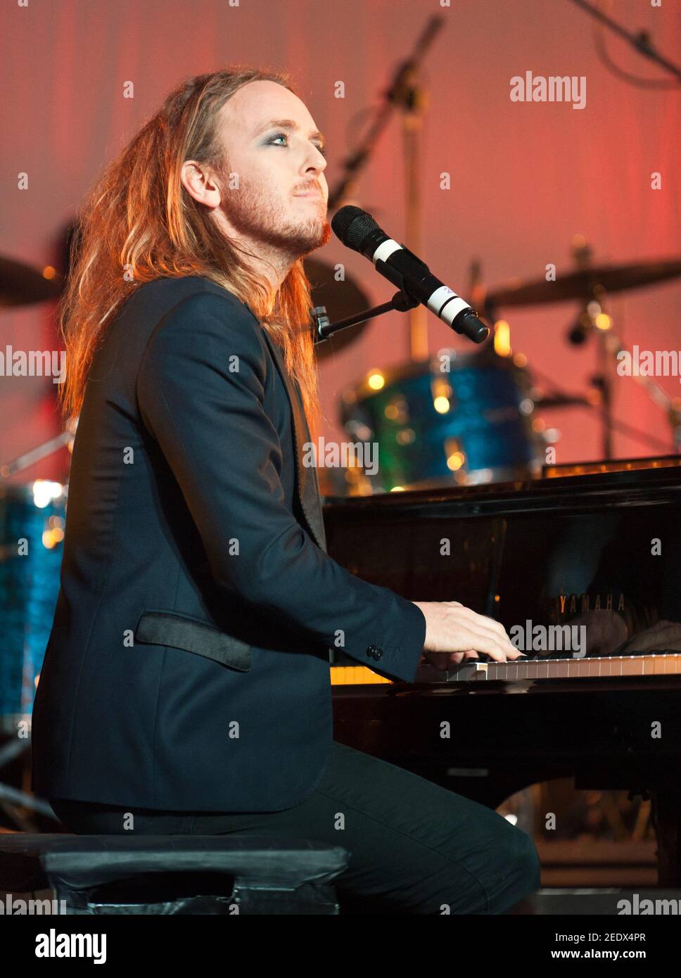 Tim minchin stage hi-res stock photography and images - Alamy