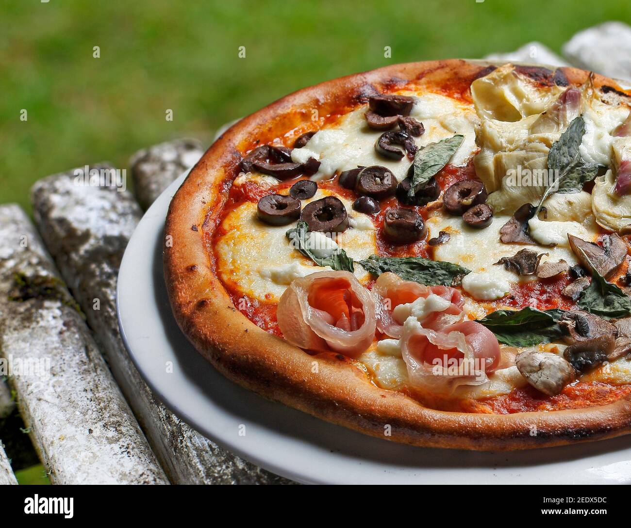 Delicious roast pizza Stock Photo - Alamy