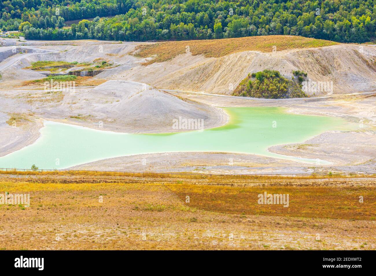 Closeup of a chalk and limestone quarry Stock Photo - Alamy