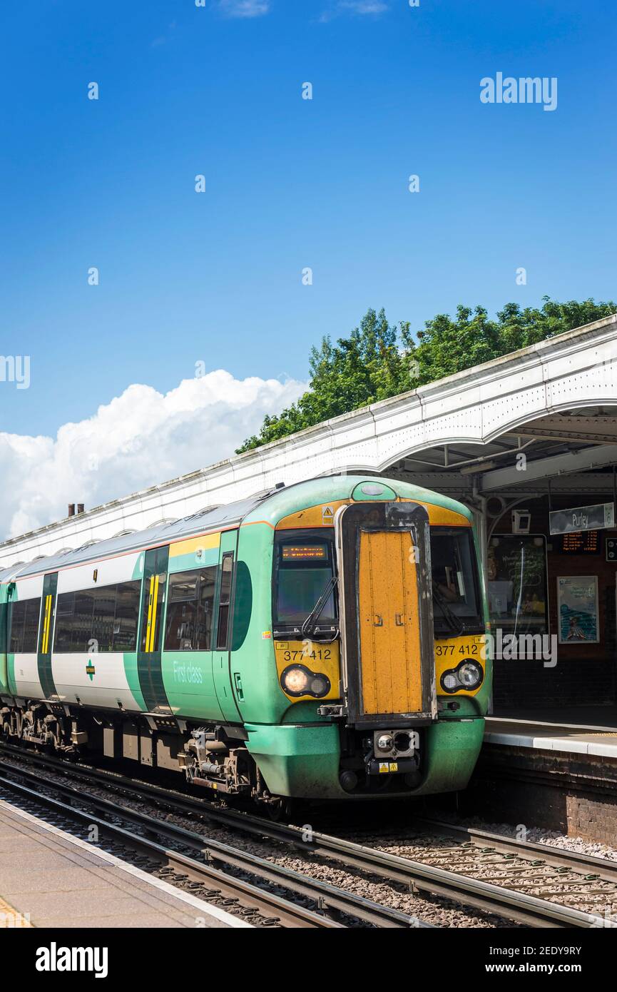 Southern Rail Livery High Resolution Stock Photography and Images - Alamy