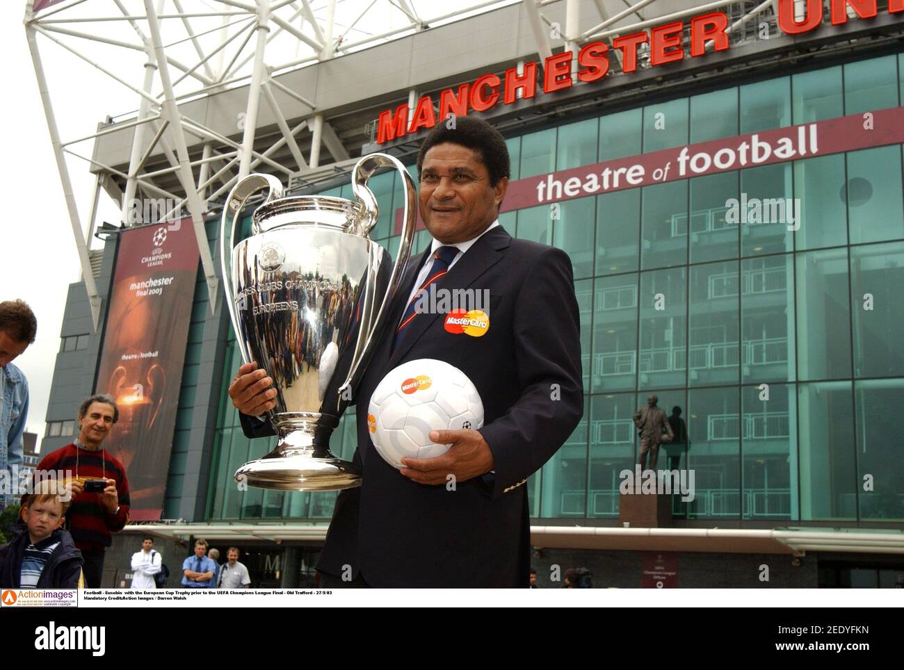 The European Cup Trophy High Resolution Stock Photography and Images ...