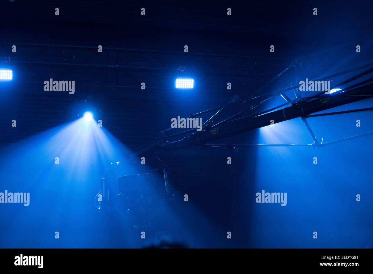 Backdrop camera lights hi-res stock photography and images - Alamy