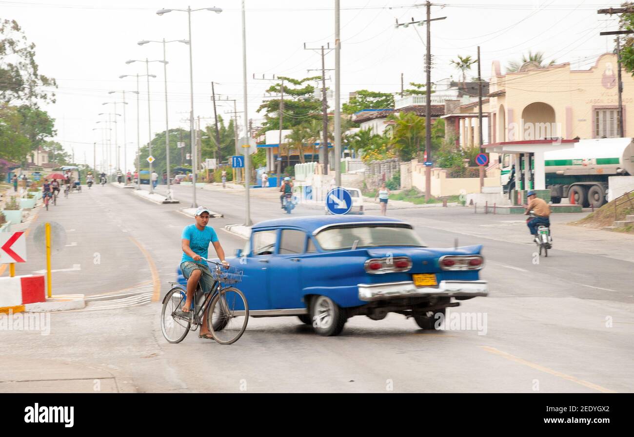 Everyday transportation hi-res stock photography and images - Alamy