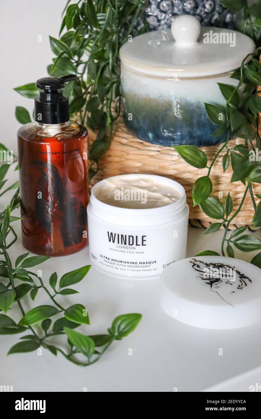 Windle london hi-res stock photography and images - Alamy