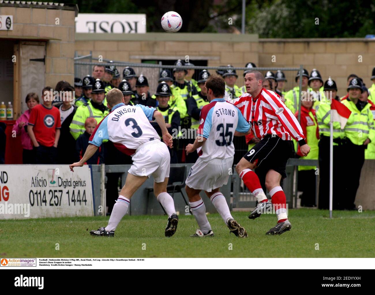Lincoln v scunthorpe hi-res stock photography and images - Alamy