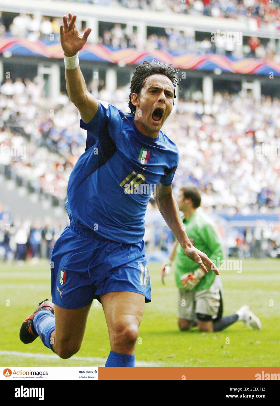 Italys filippo inzaghi celebrates scoring their second goal hi-res ...