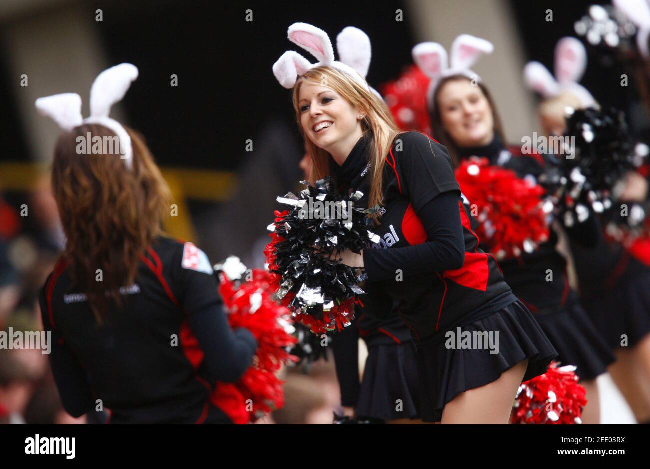 Challenge cheerleaders hi-res stock photography and images - Alamy