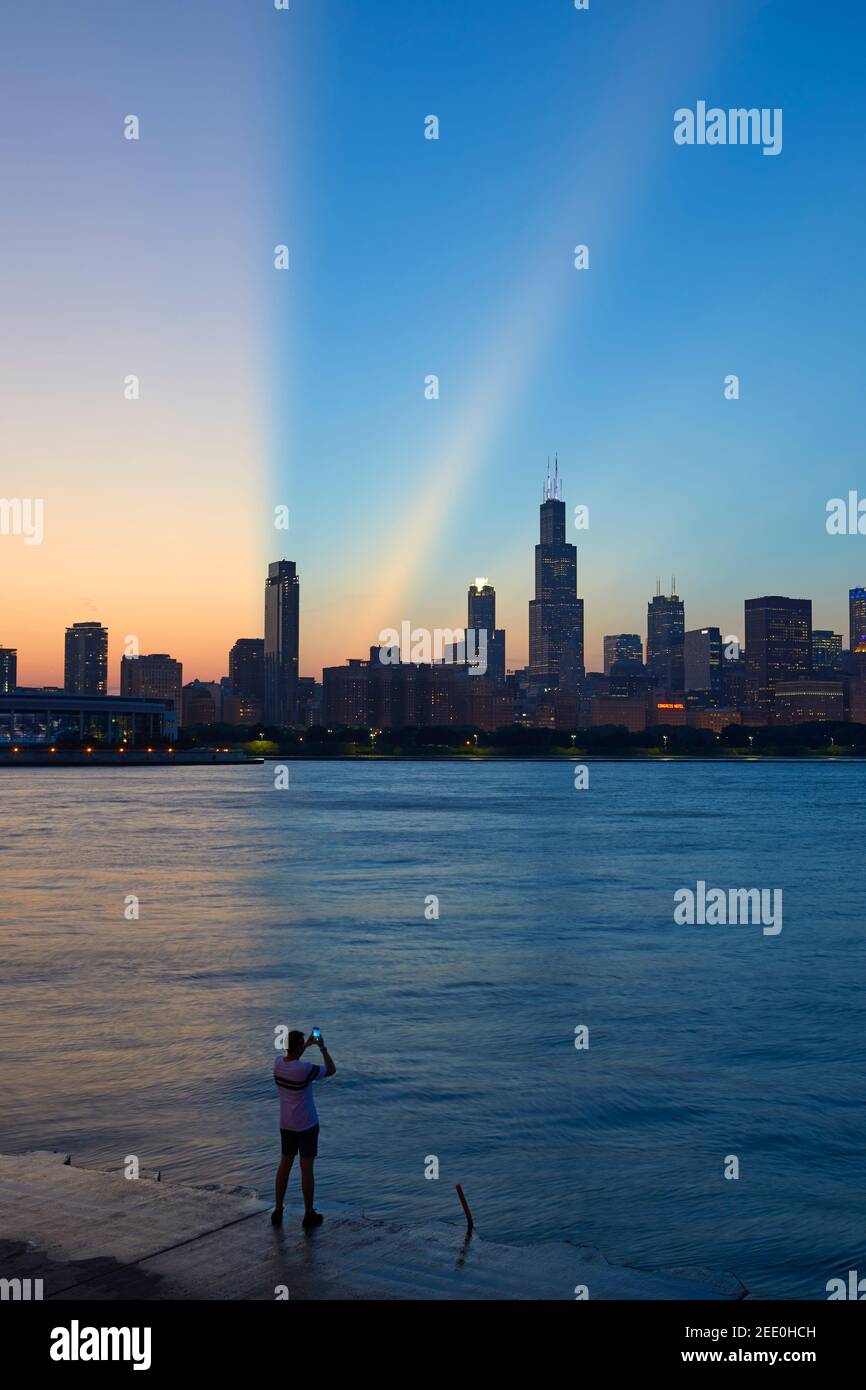 Chicago Skyline at sunset, Chicago, Illinois, United States Stock Photo ...