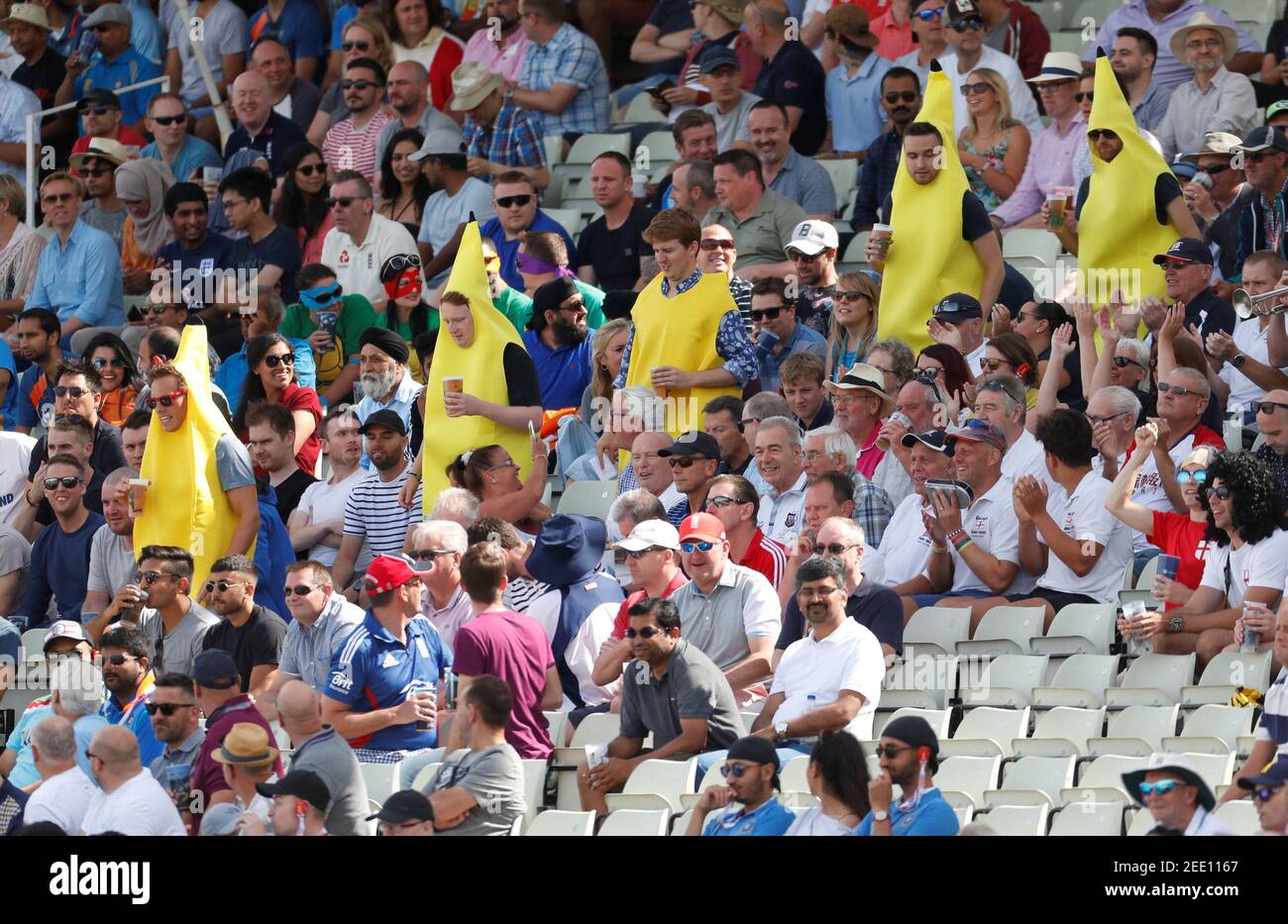 Cricket Fans Fancy Dress High Resolution Stock Photography and Images ...