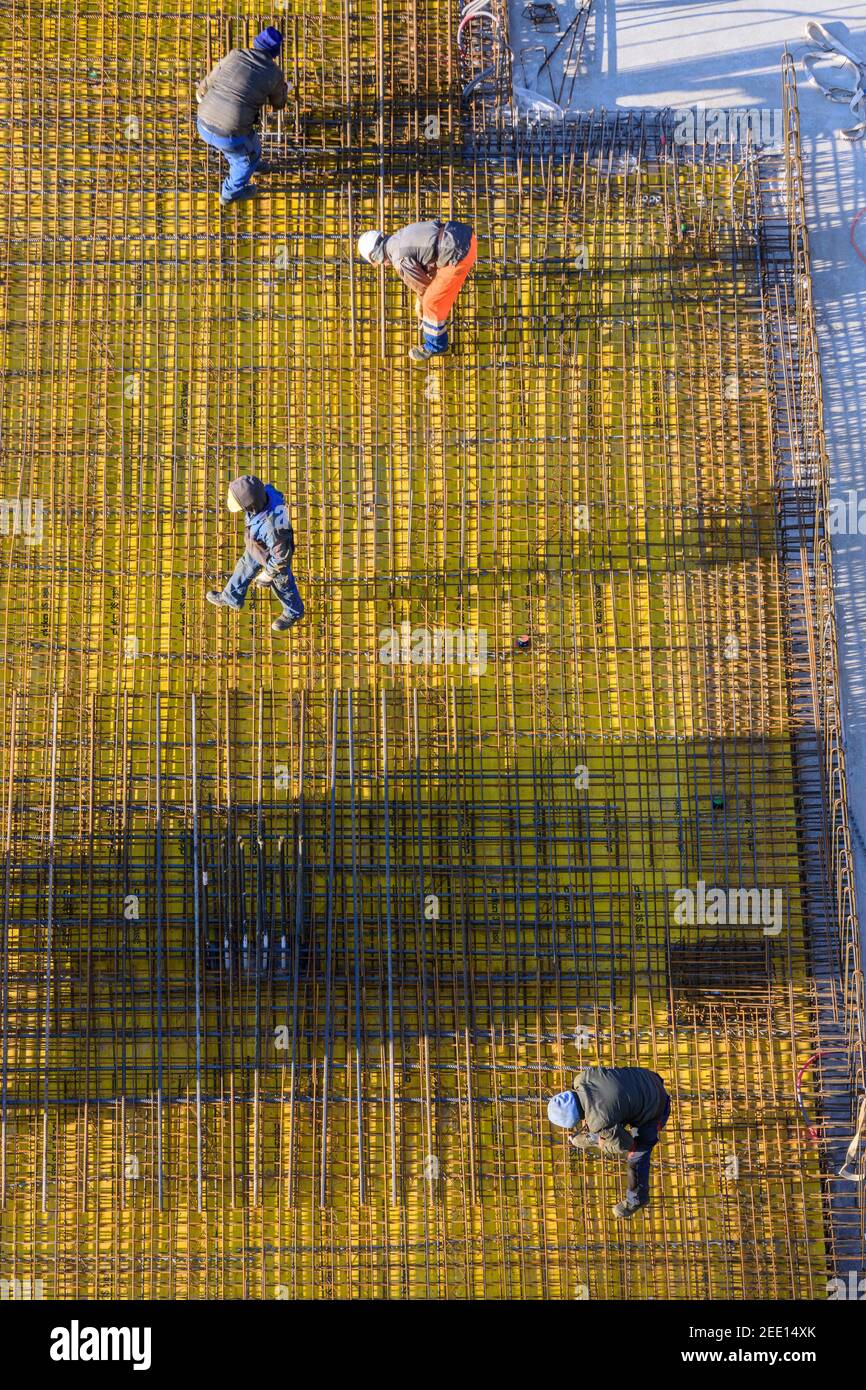 Install reinforcement braiding hi-res stock photography and images - Alamy