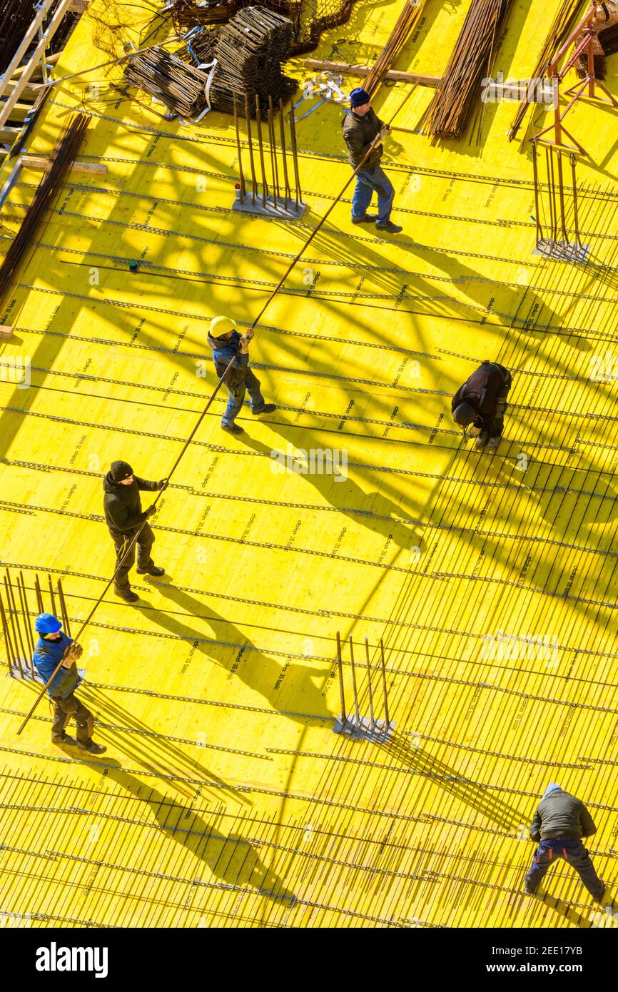Install reinforcement braiding hi-res stock photography and images - Alamy