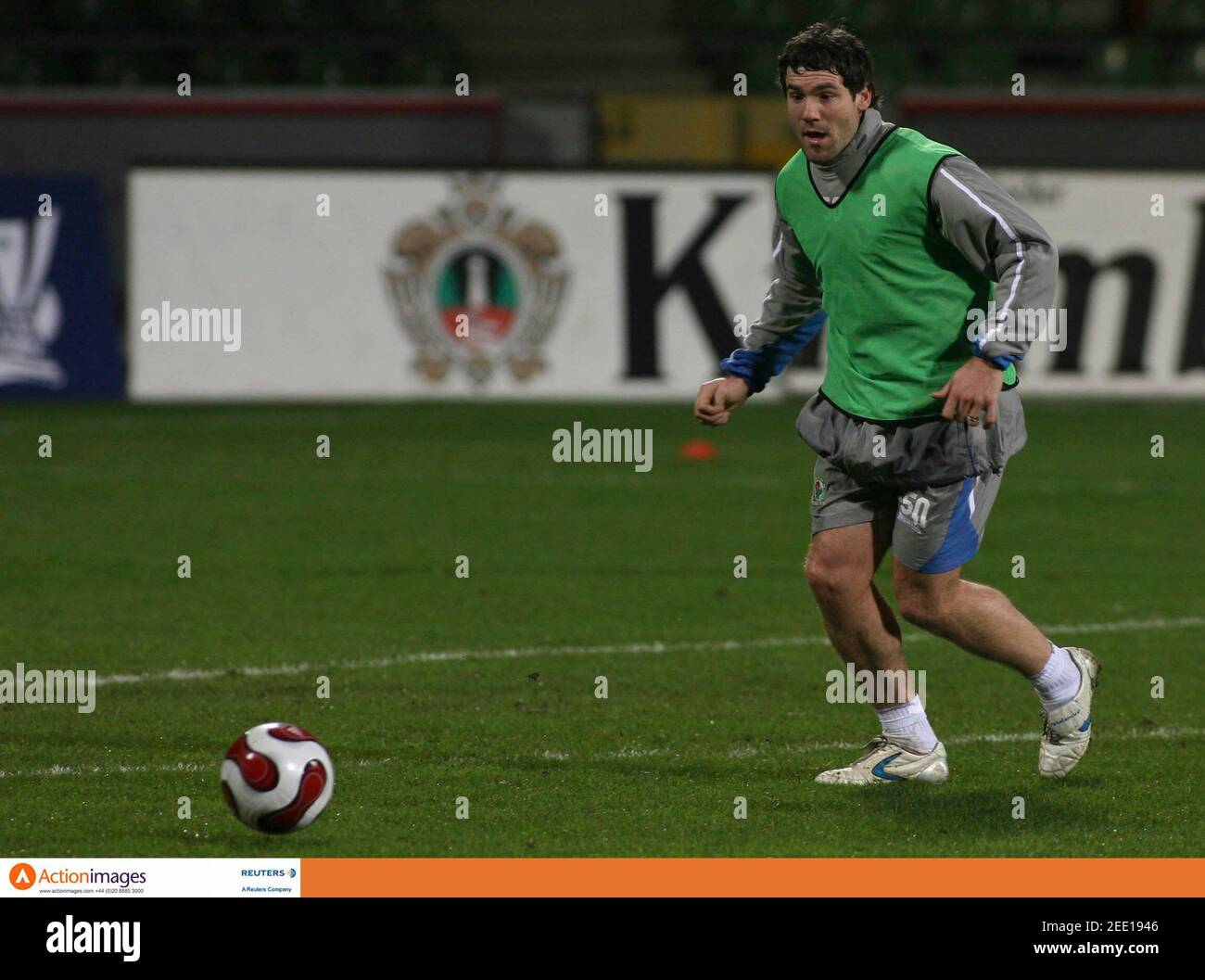 Football training david dunn hi-res stock photography and images - Alamy