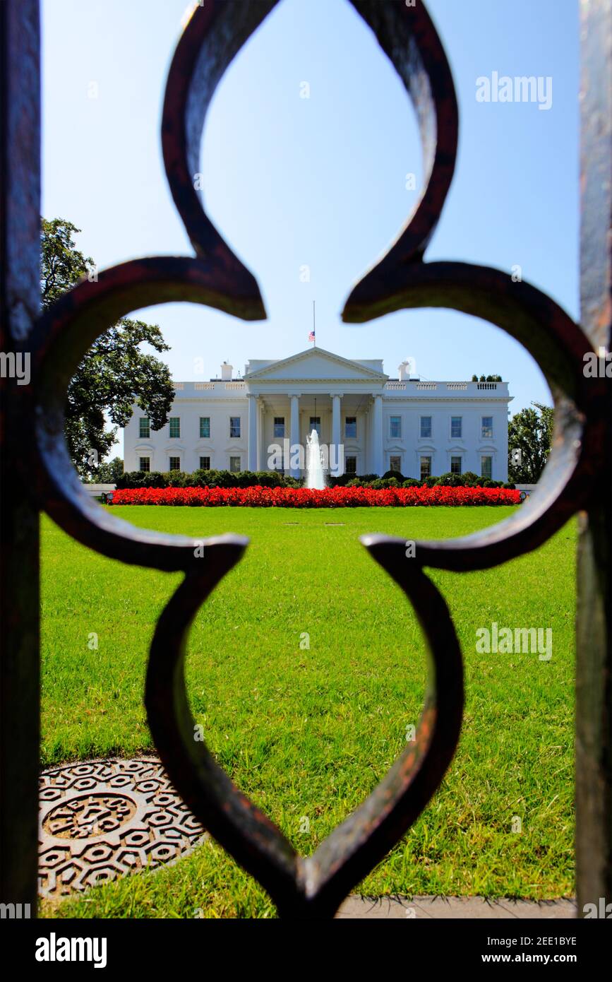 The white house dc gate hi-res stock photography and images - Alamy