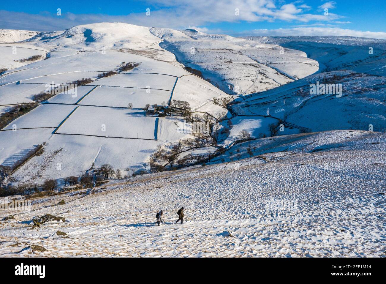 Kinderlow End and The western side of Kinder Scout in winter snow from ...