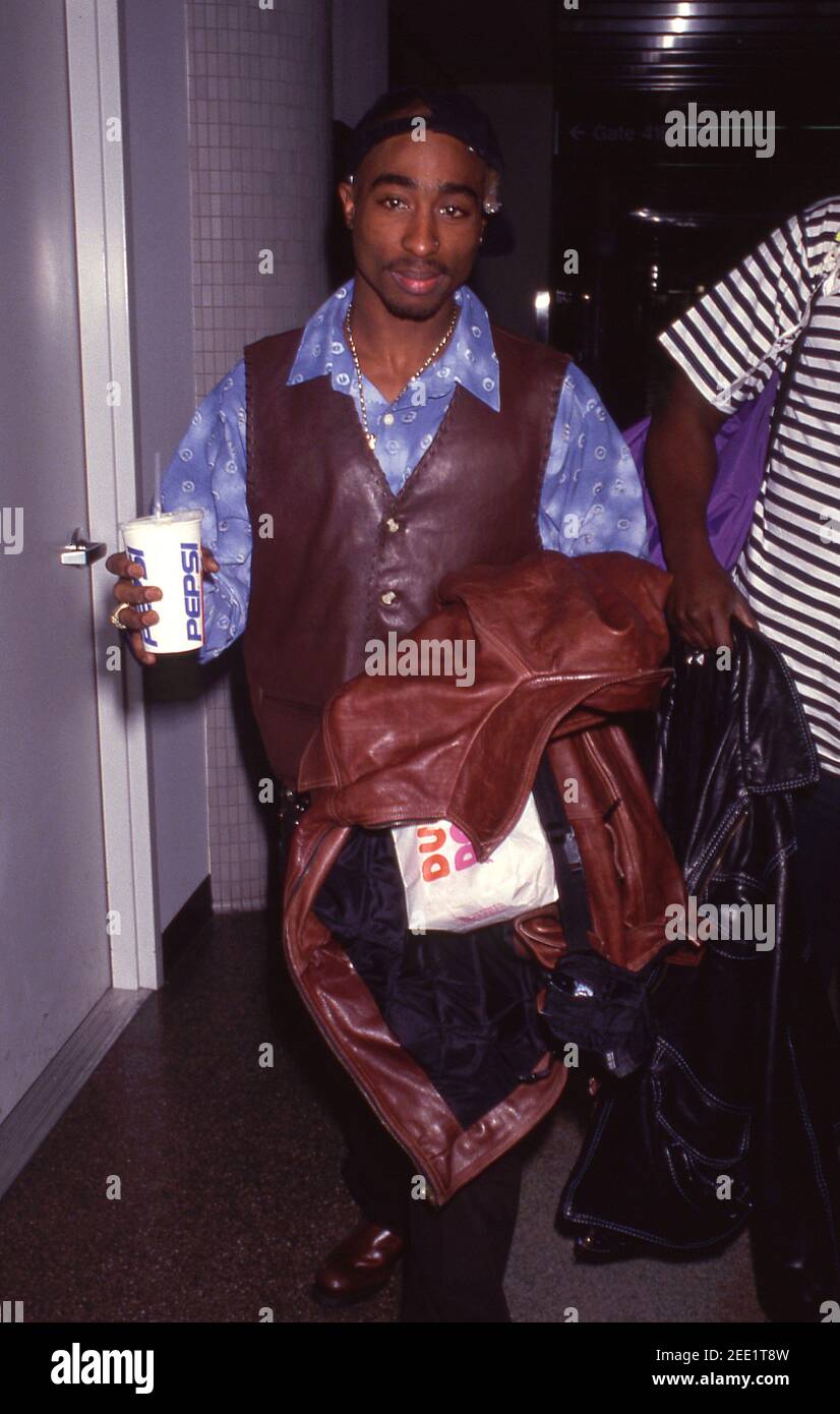 Tupac Shakur at LAX Airport in Los Angeles, Ca. May 1994 . Credit ...