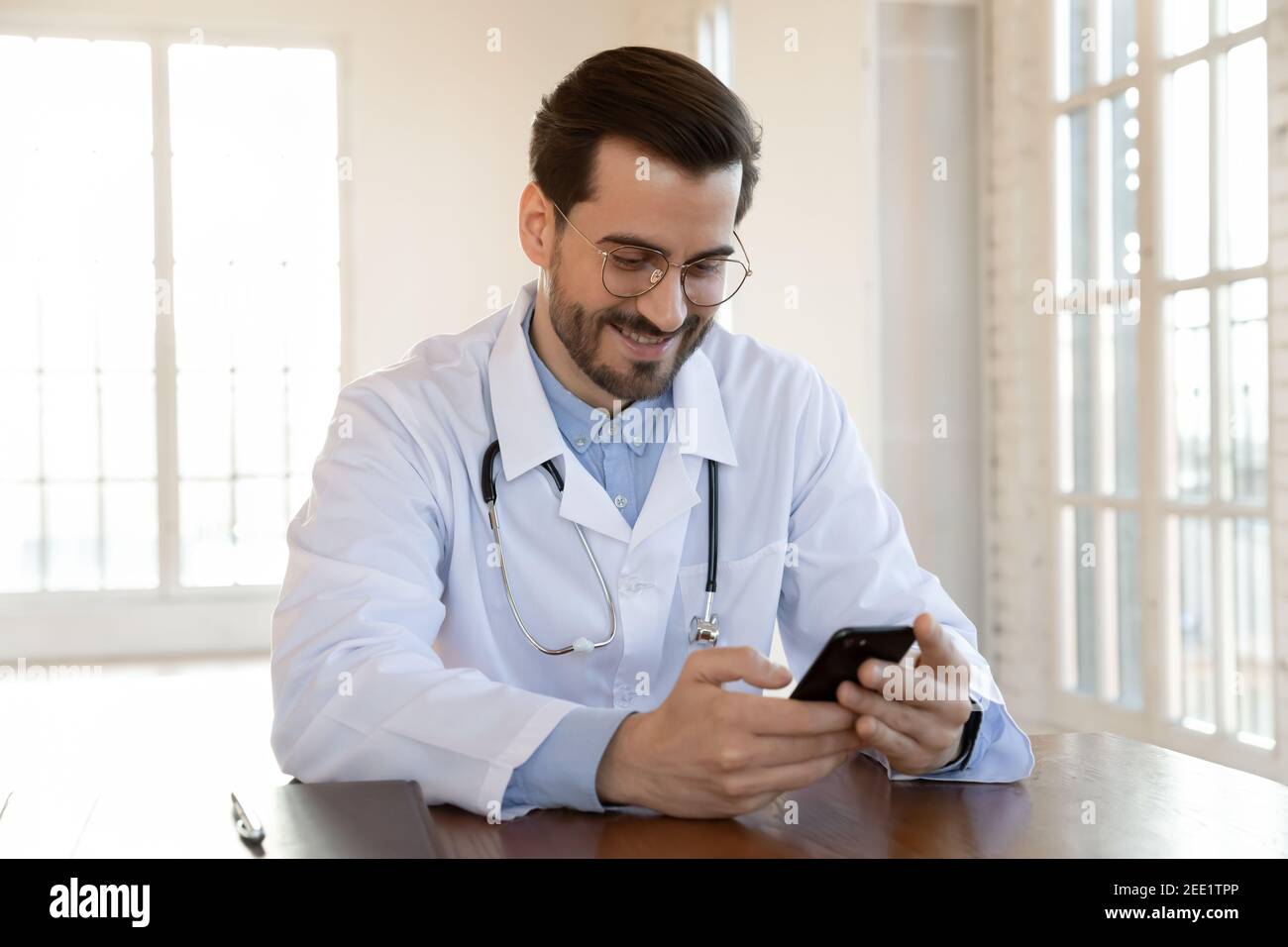 Healthcare applications hi-res stock photography and images - Alamy
