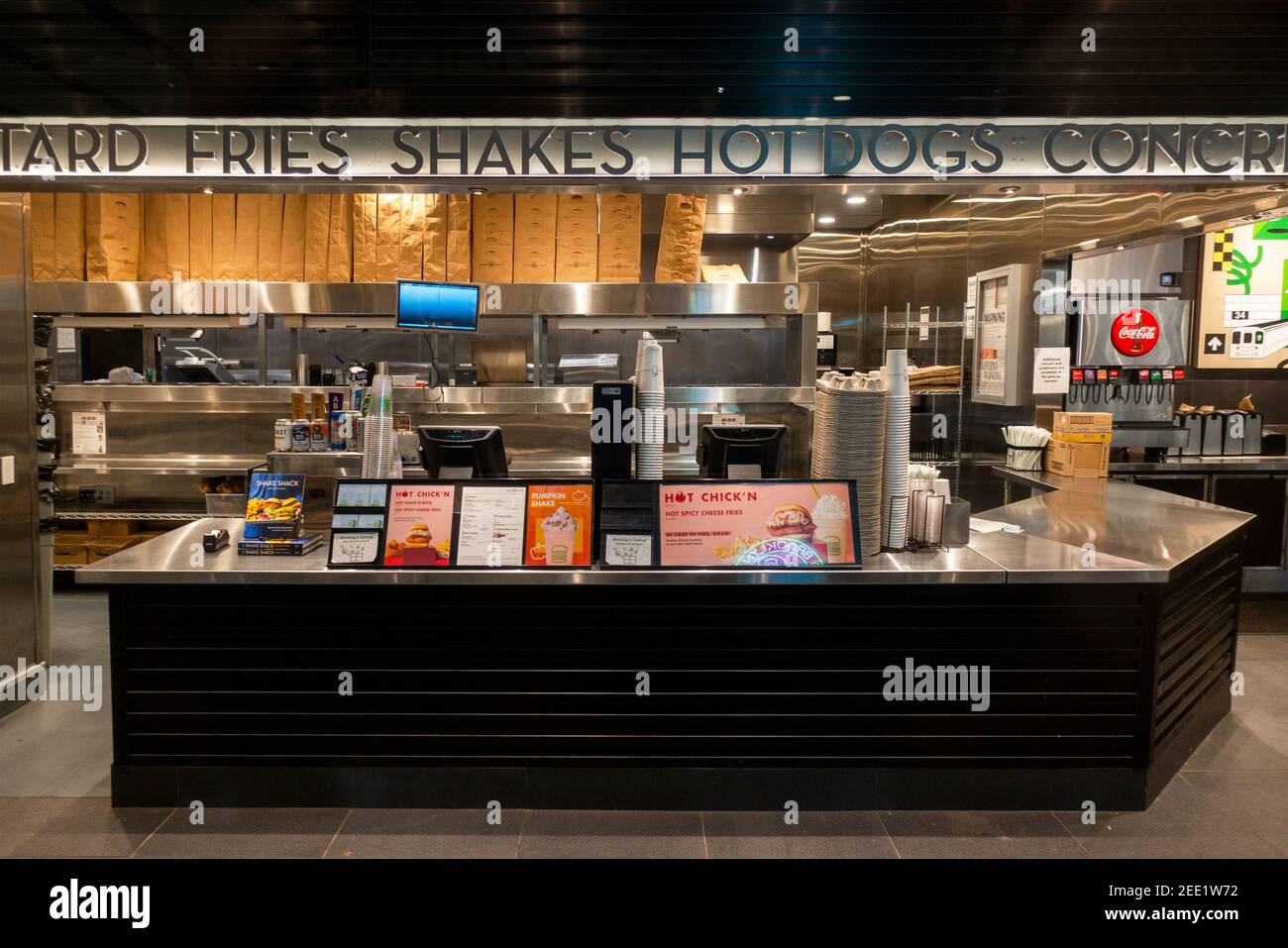 Shake Shack sign at Hudson Yards mall in Manhattan NYC Stock Photo - Alamy