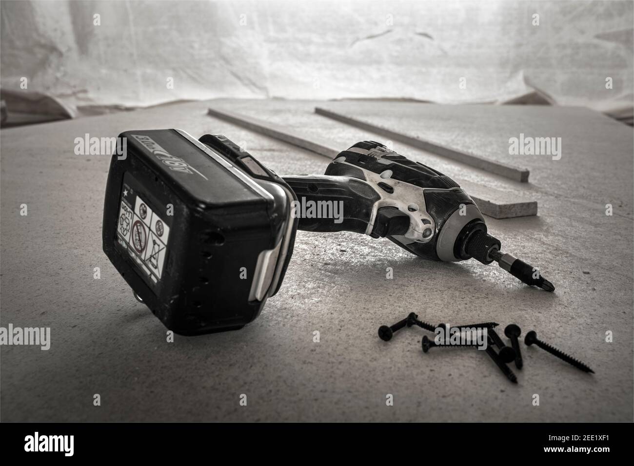 Cordless impact driver and drywall screws on fibrous gypsum based board ...