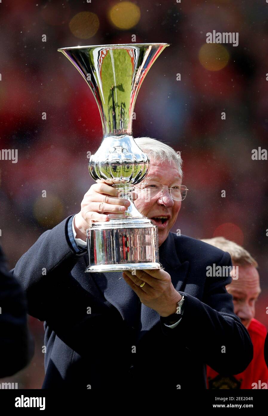 Sir alex ferguson 1999 hi-res stock photography and images - Alamy