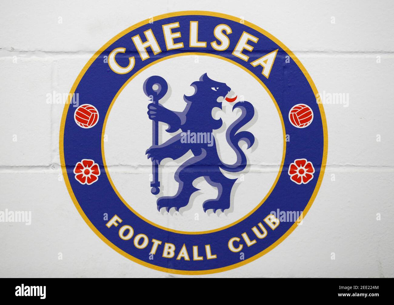 Chelsea badge hi-res stock photography and images - Alamy