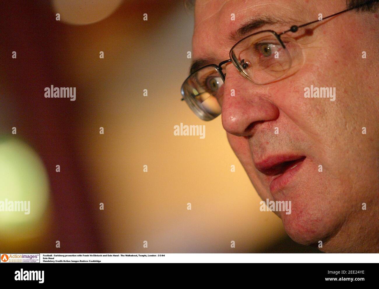 Eoin hand hi-res stock photography and images - Alamy