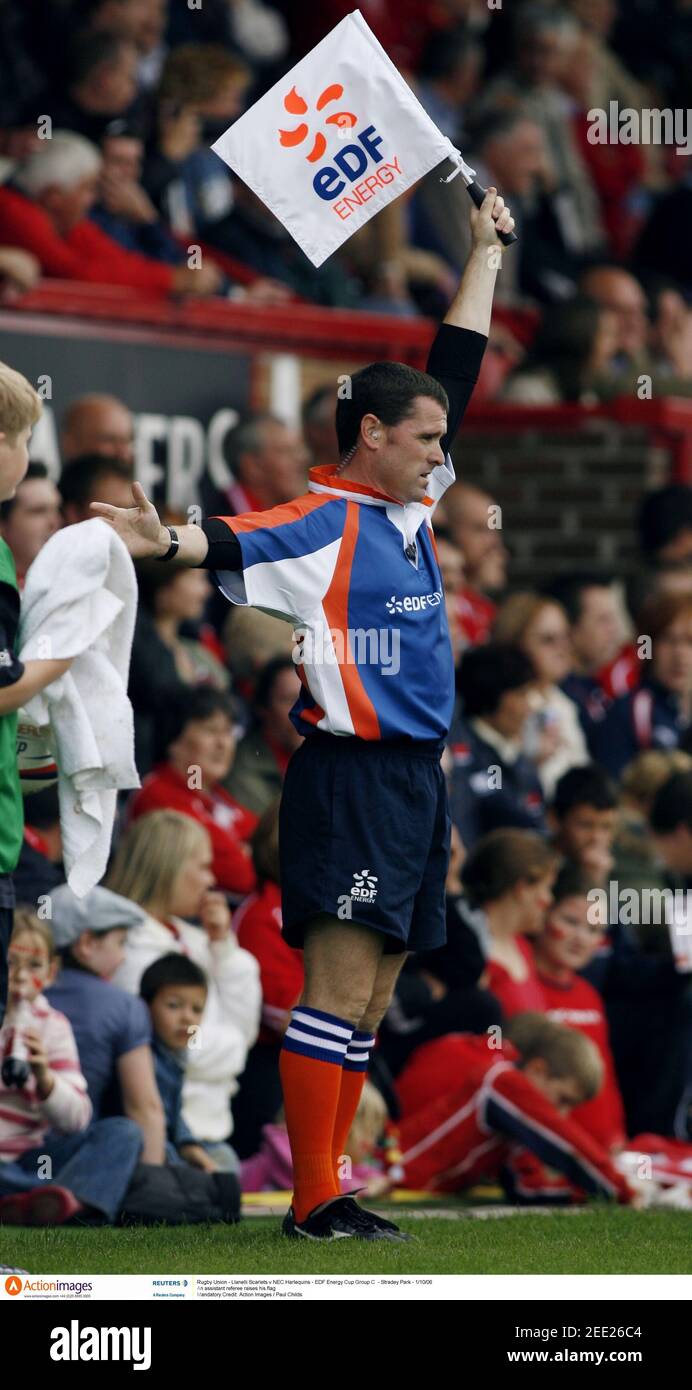 Assistant referee with his flag hi-res stock photography and images - Alamy
