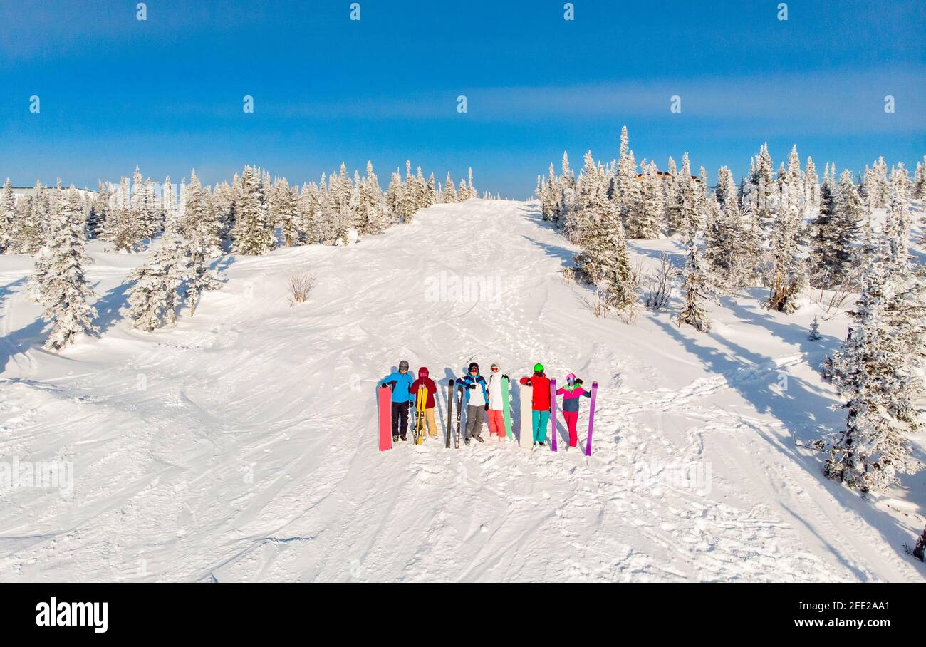 Aerial top view skiers go hi-res stock photography and images - Alamy