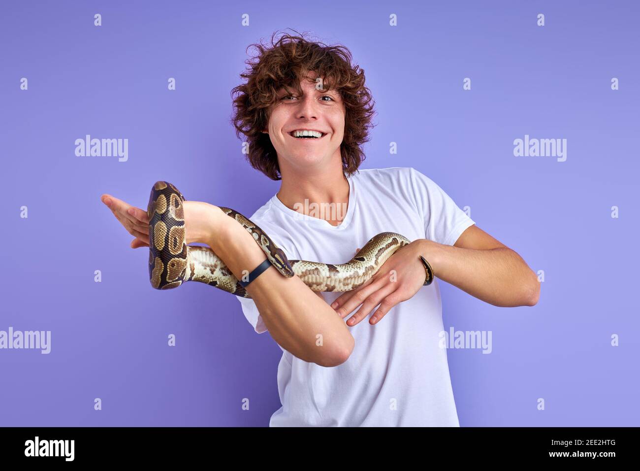 Scared person snake hi-res stock photography and images - Alamy