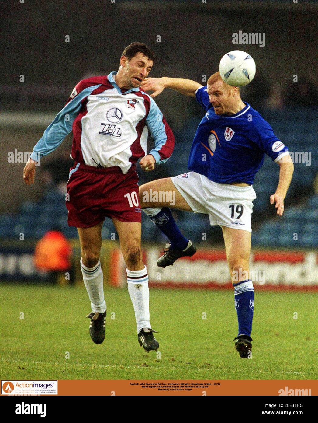 Millwall dyche hi-res stock photography and images - Alamy