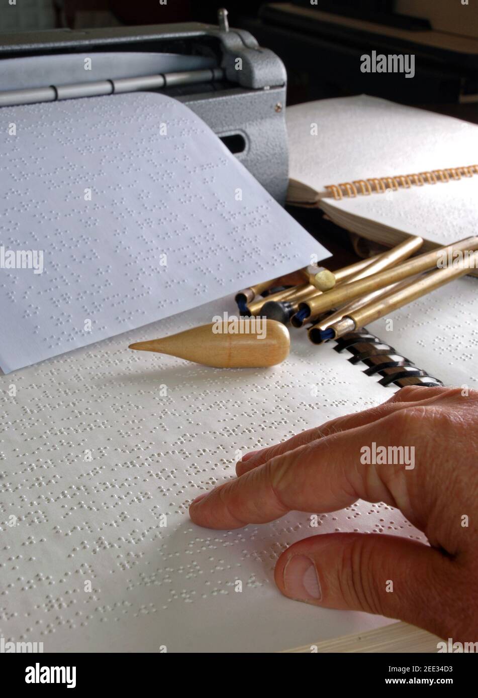 write in braille Stock Photo - Alamy