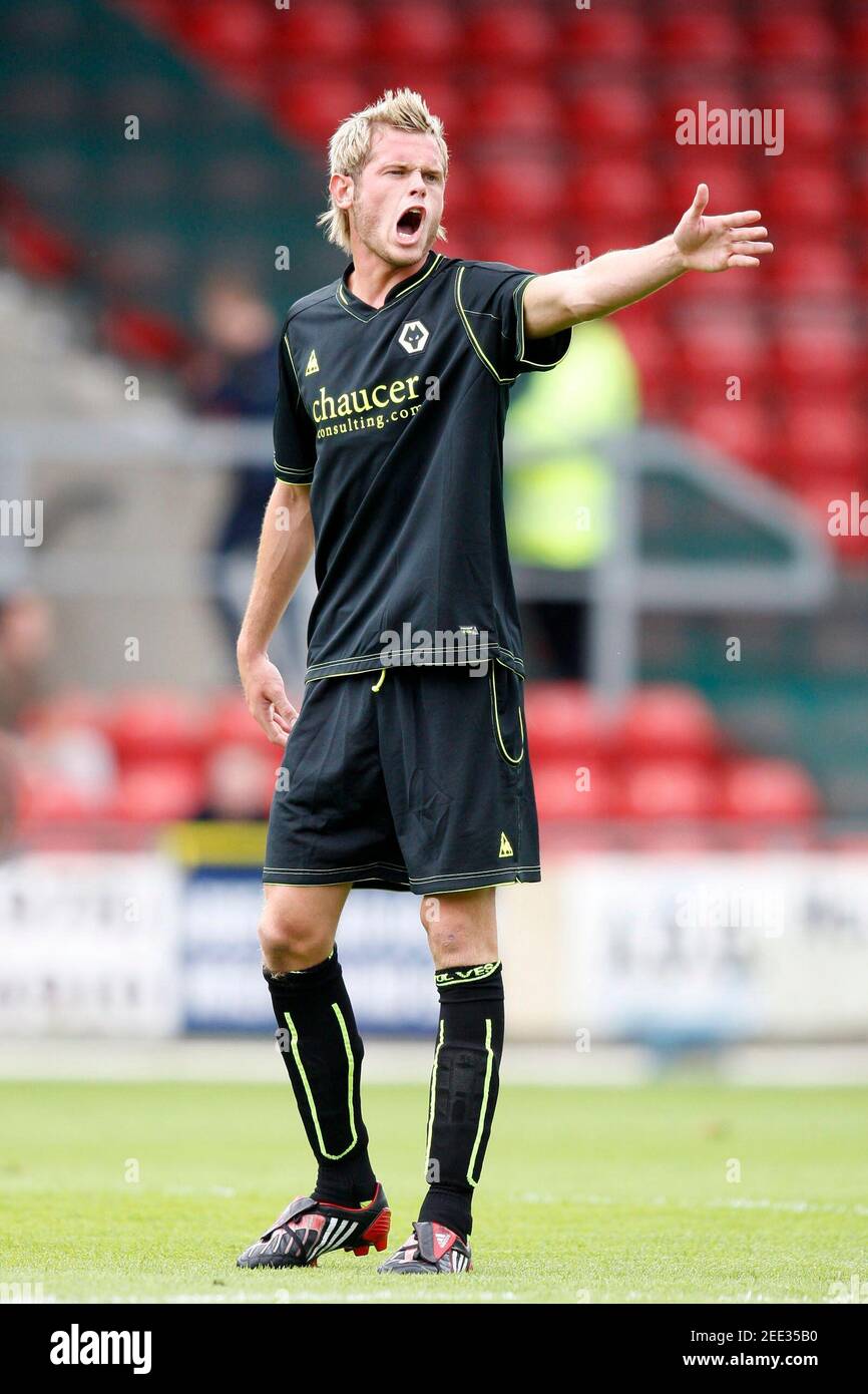 At wolverhampton racecourse hi-res stock photography and images - Alamy