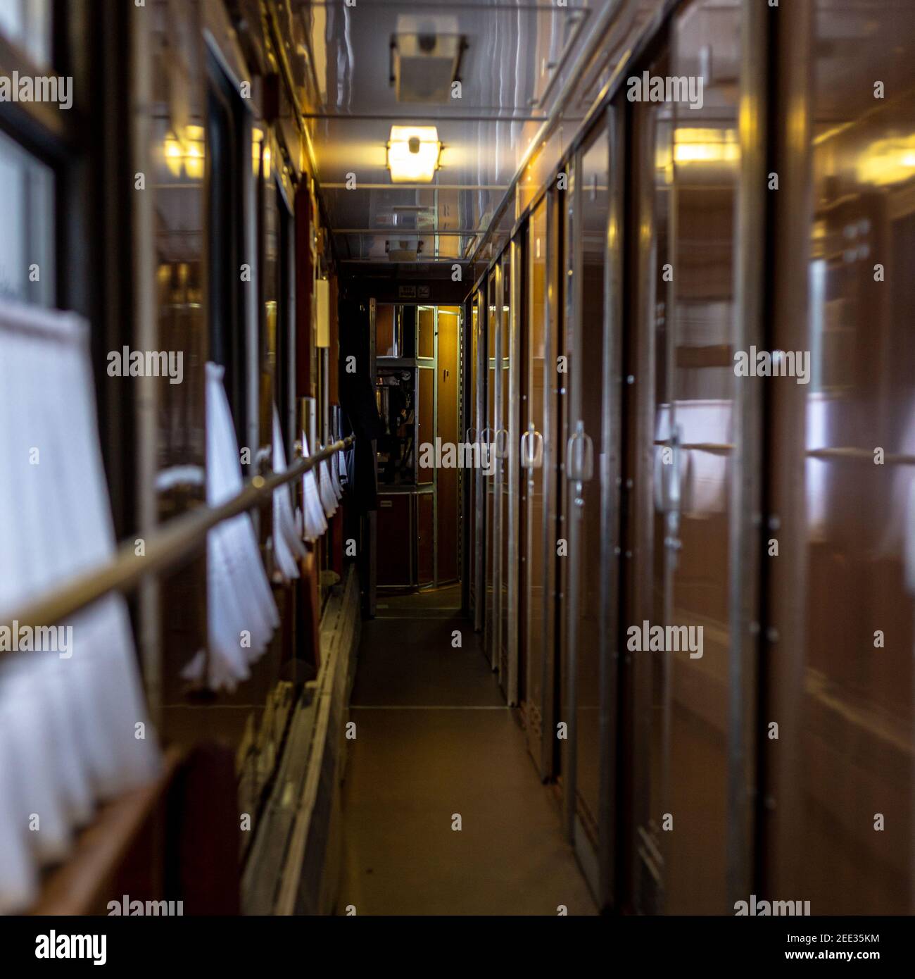 Old fashioned train carriage door hi-res stock photography and images ...