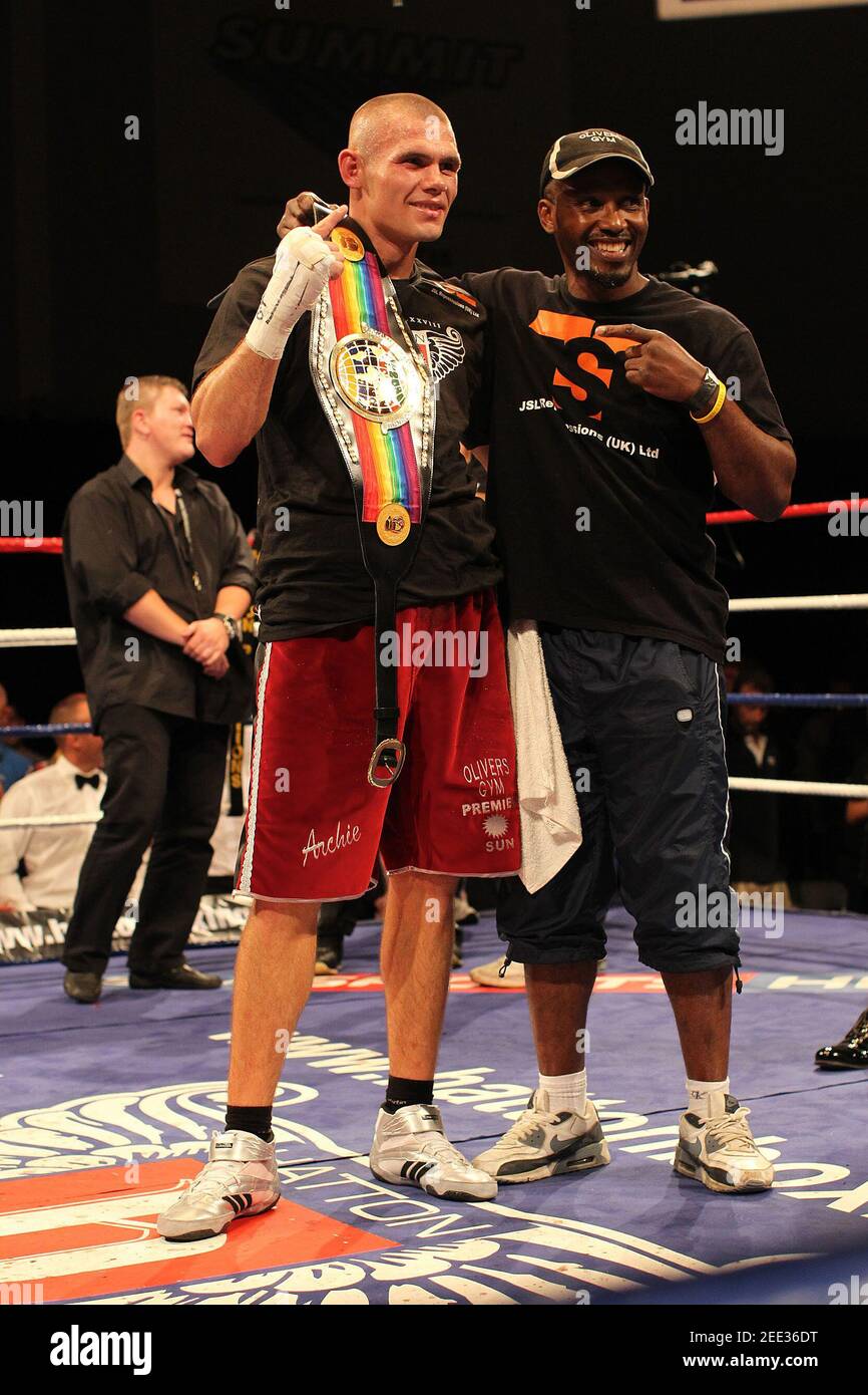 Trainer oliver harrison hi-res stock photography and images - Alamy