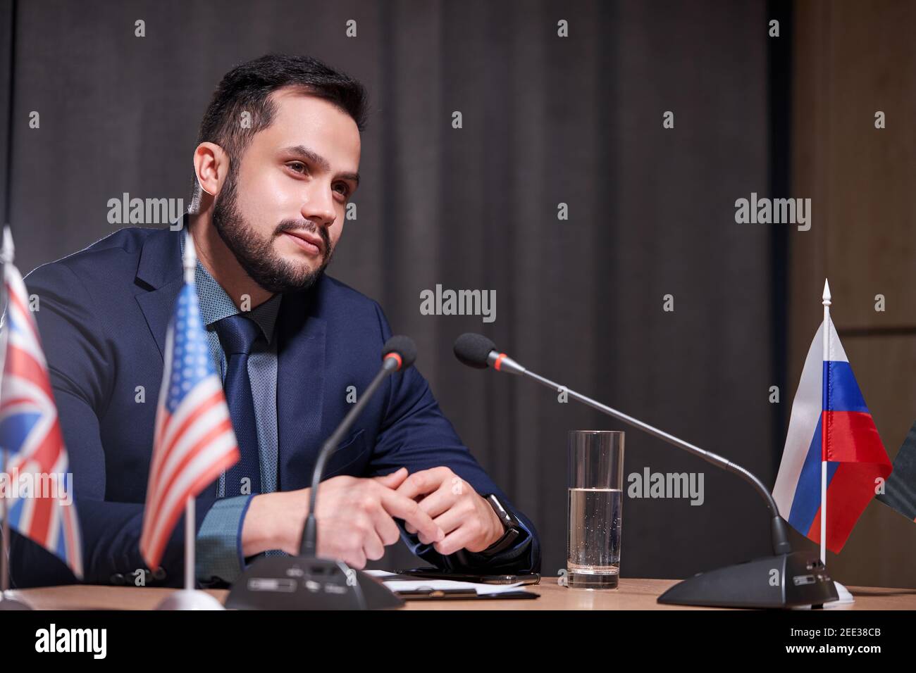 Ceo speaking board hi-res stock photography and images - Alamy