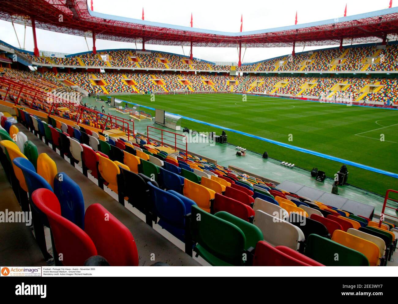 Aveiro municipal stadium hi-res stock photography and images - Alamy