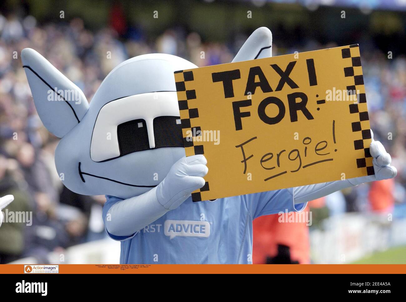 Manchester city mascot moonchester hi-res stock photography and images ...