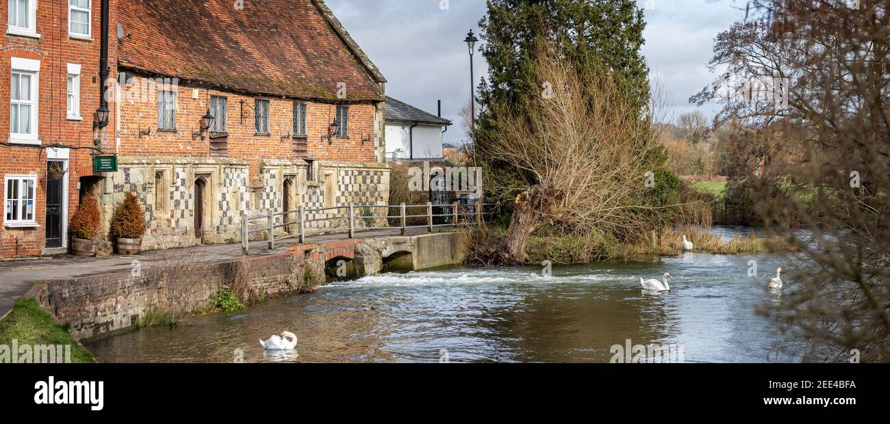 Salisbury harnham bridge hi-res stock photography and images - Alamy