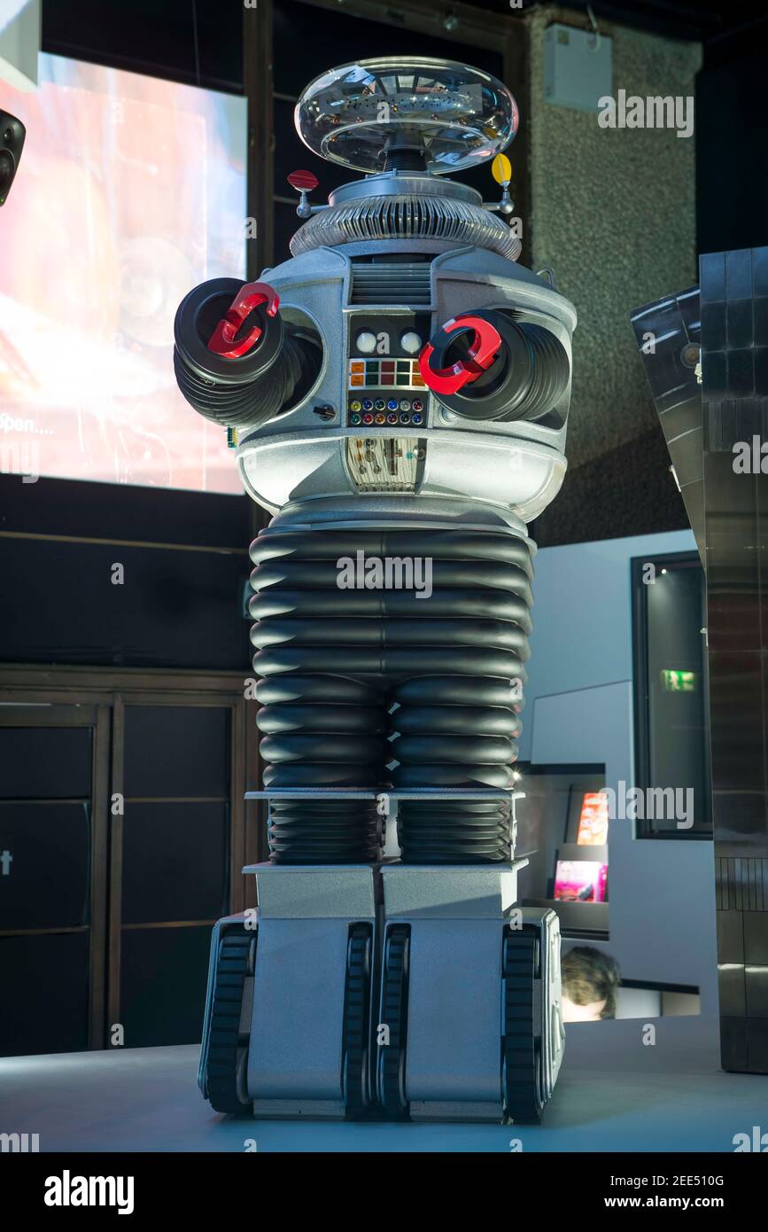 Lost In Space Robot Warning