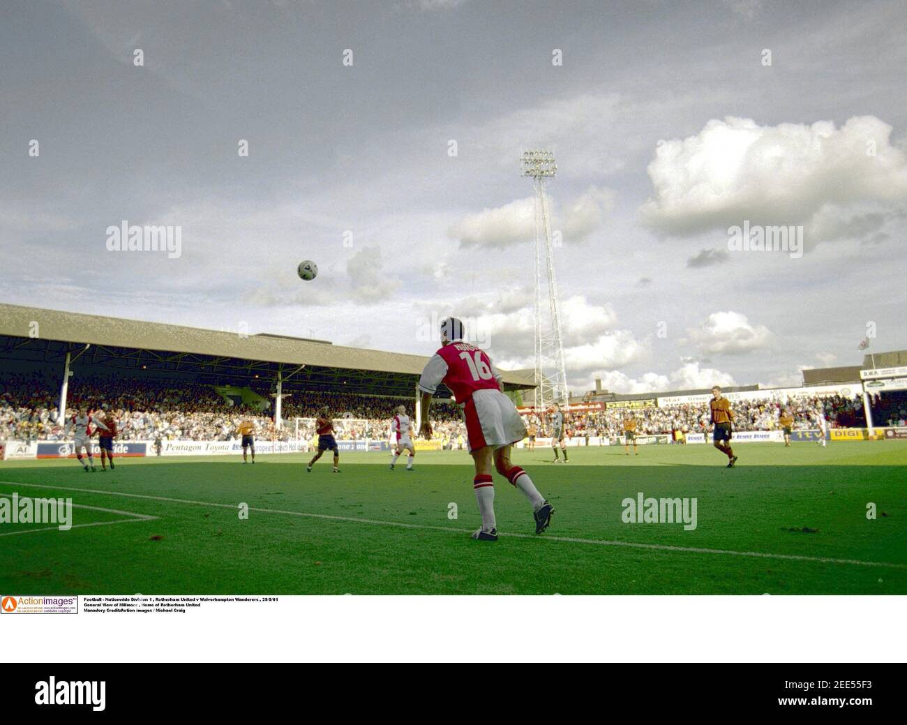 Millmoor home of rotherham united hi-res stock photography and images ...