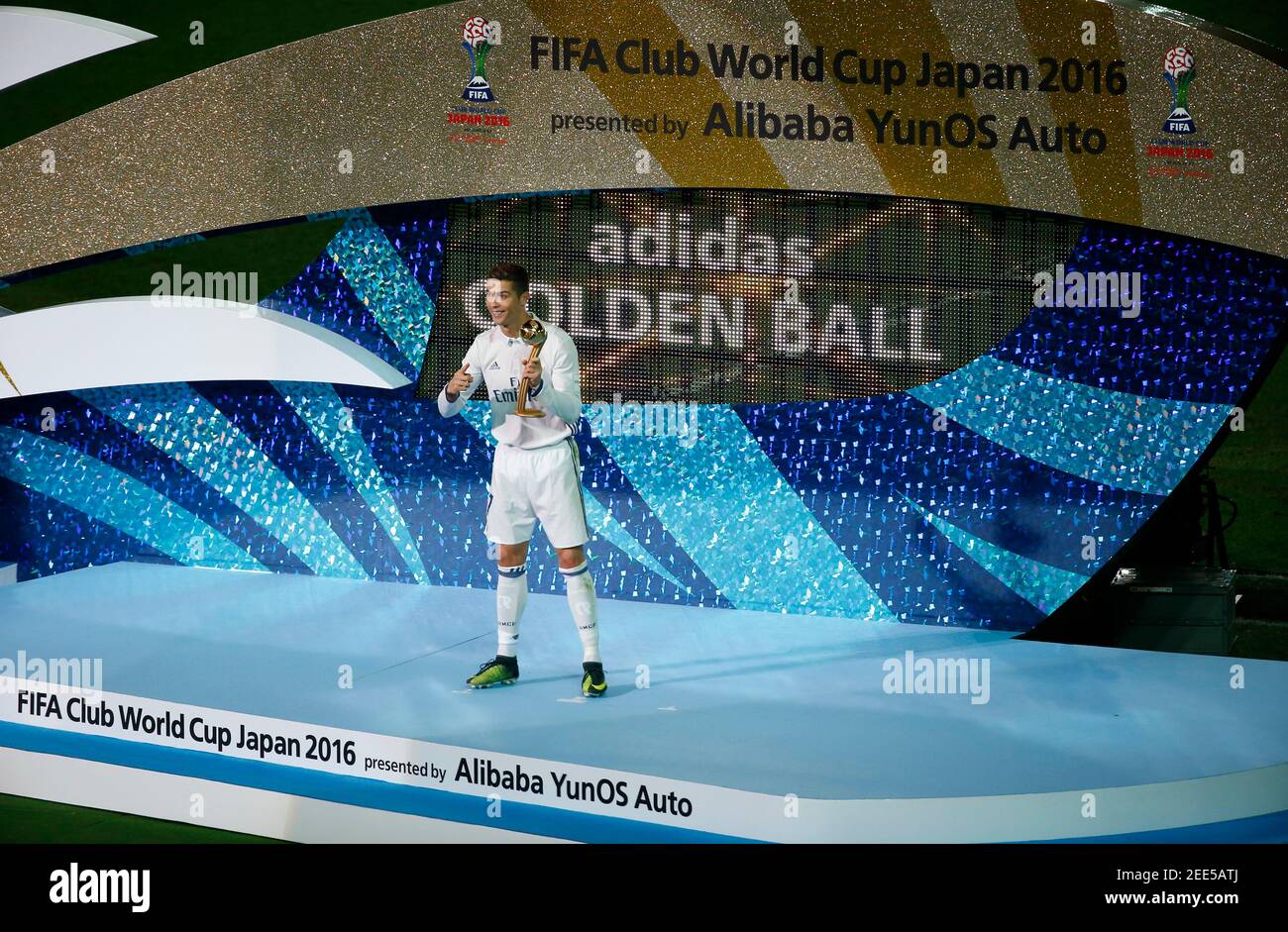 Ronaldo club world cup trophy hi-res stock photography and images - Alamy