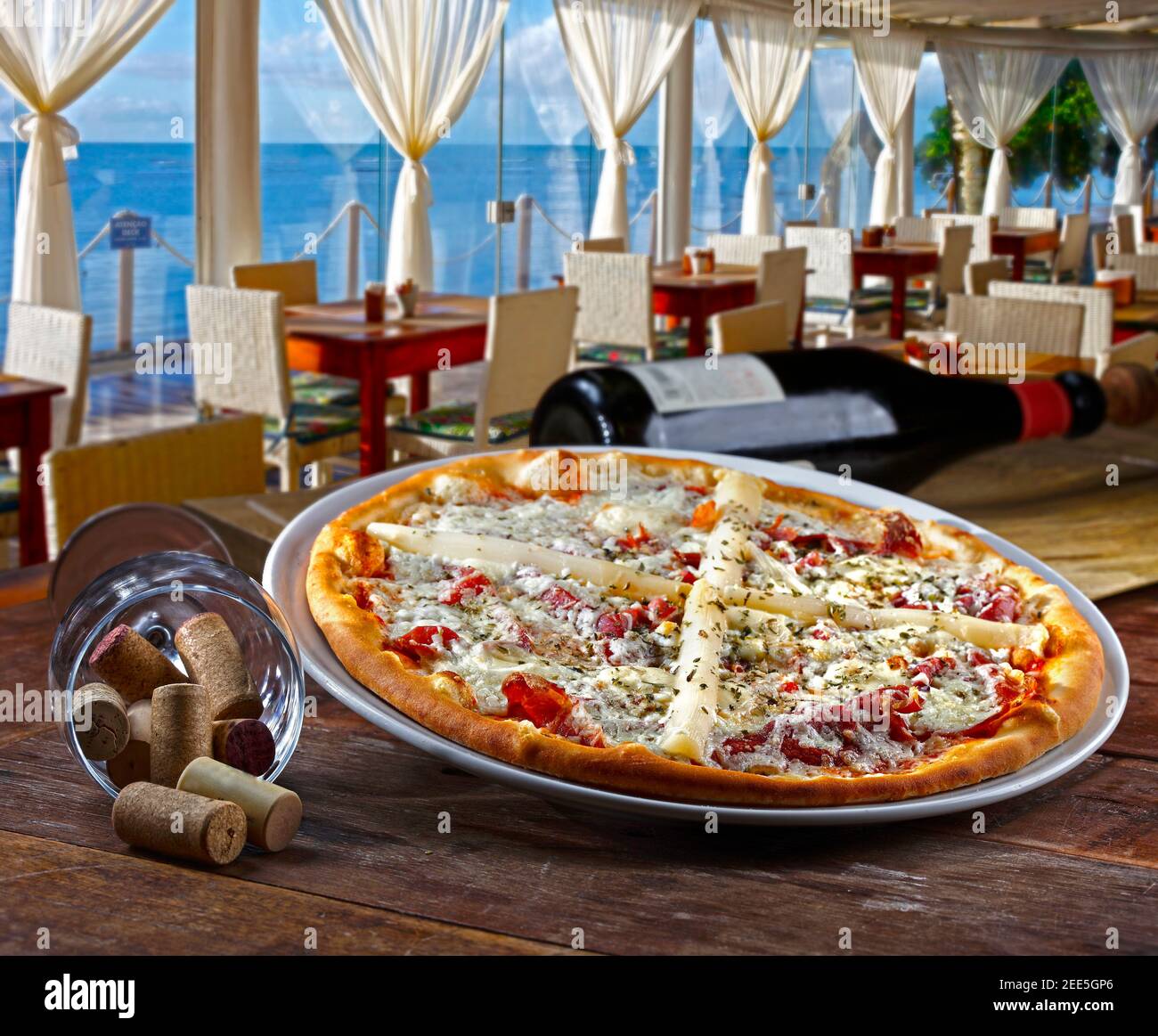 Pizzeria on the beach Stock Photo - Alamy