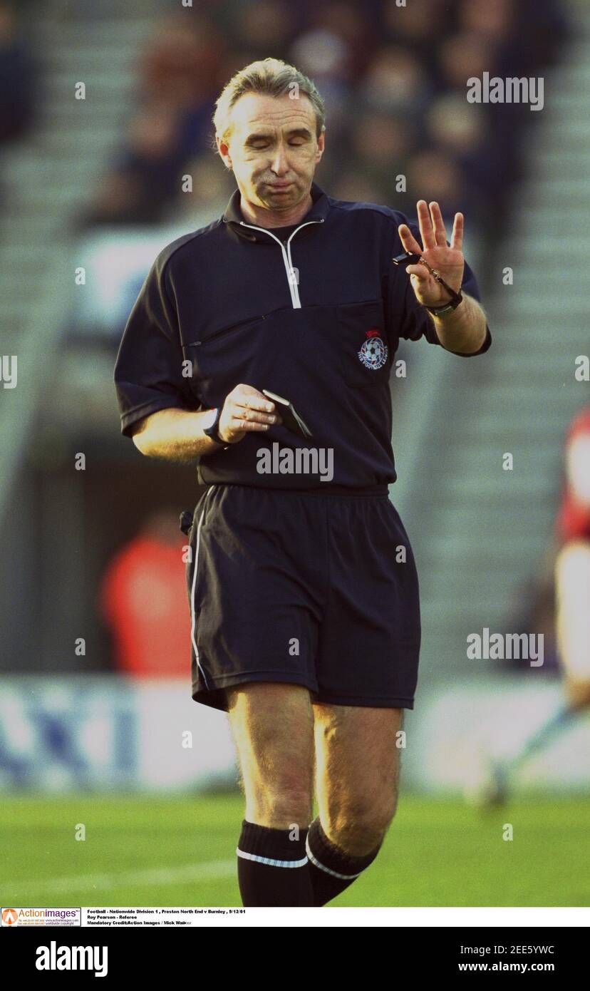 Referee roy pearson hi-res stock photography and images - Alamy