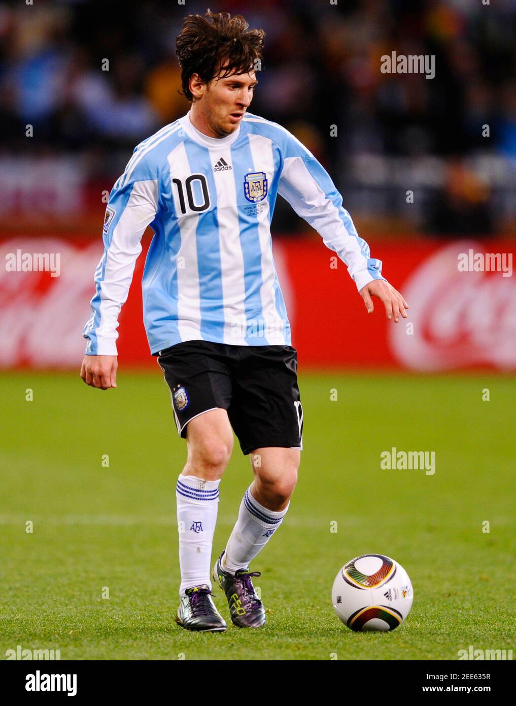 Lionel messi fifa 10 hi-res stock photography and images - Alamy
